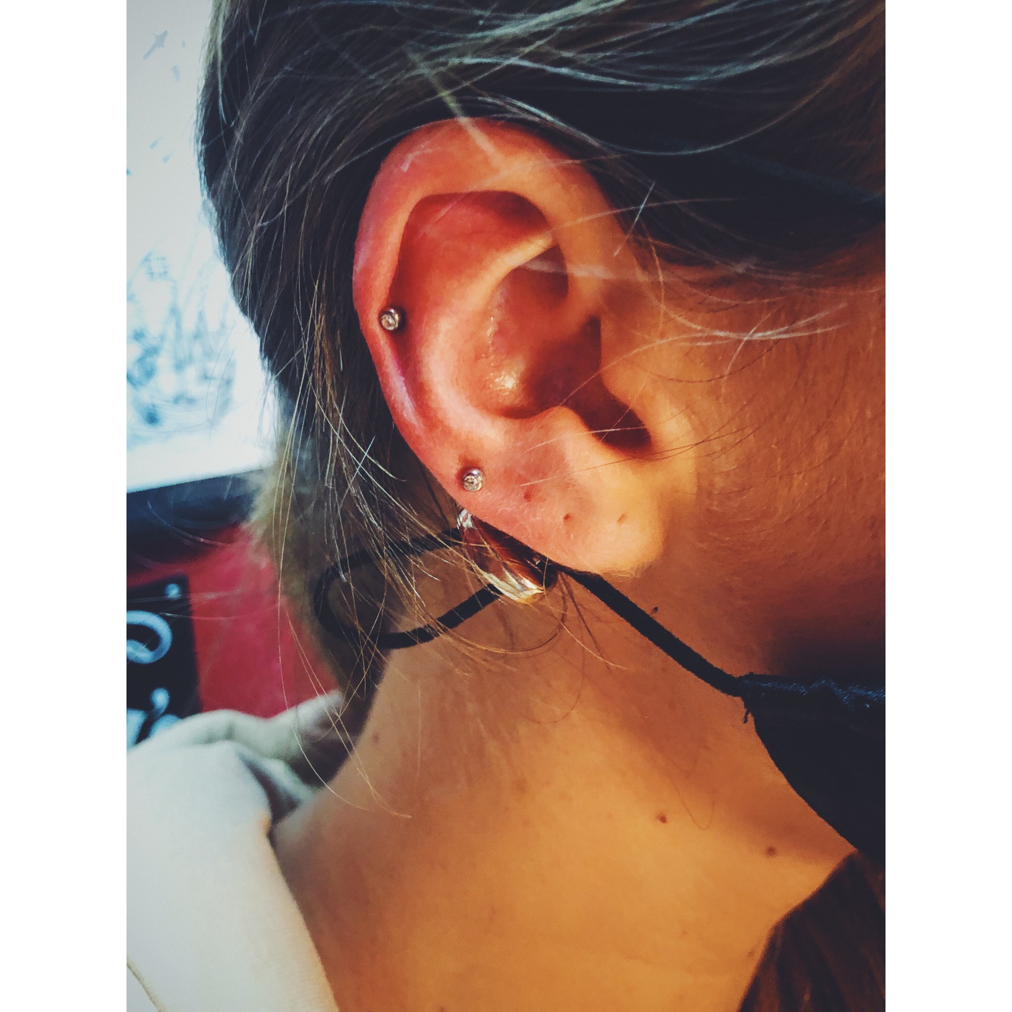 Lower Cartilage Piercings – [ EL CAPITAN x BODY PIERCER ]